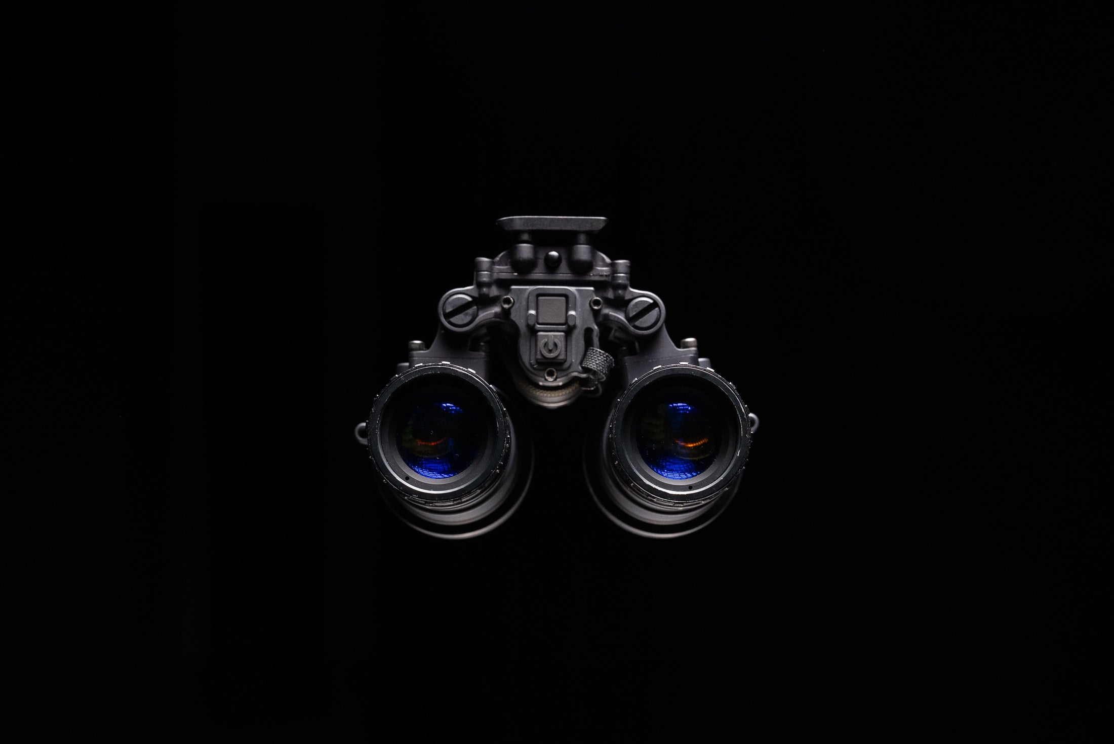 AB Night Vision RNVG-A Articulating Dual Tube NVG | One Hundred Concepts