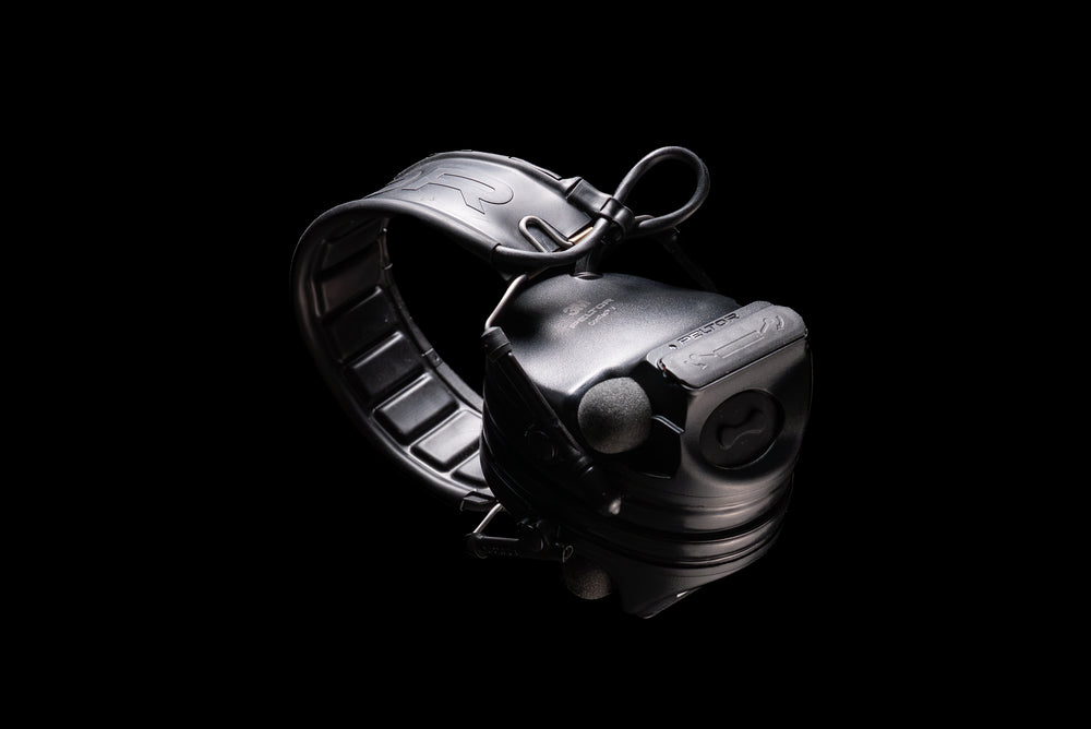 Peltor ComTac V Defender Headset - Active Hearing Protection | One ...